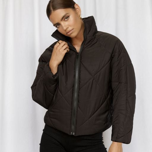 Sndys Blake Puffer Jacket - Black | Kinfolk Collective
